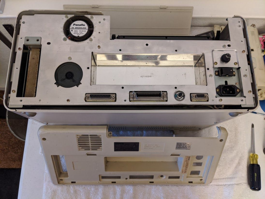 Panasonic Sr. Partner RL-H7000W Disassembly – Retro Computer User
